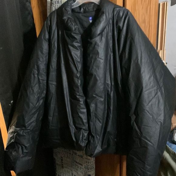 Yeezy | Jackets & Coats | Yeezy X Gap Black Round Puffer | Poshmark